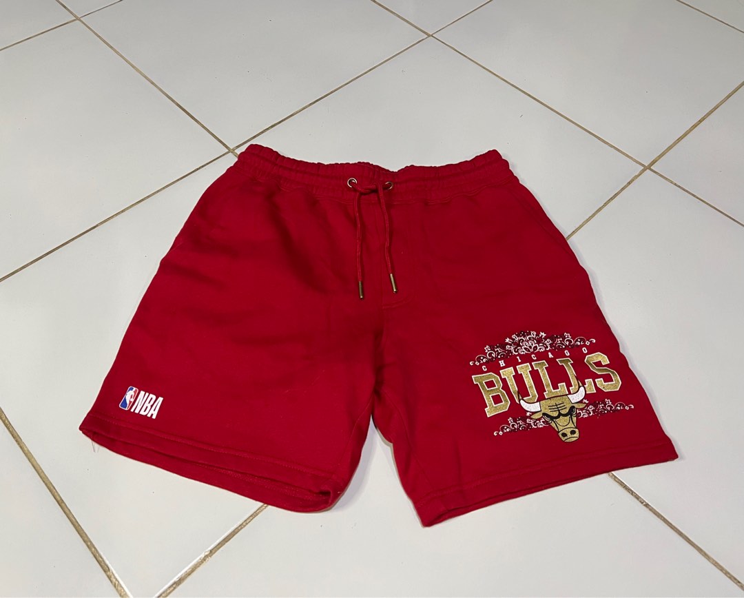 Brand new NBA Bulls short, Men's Fashion, Bottoms, Shorts on Carousell