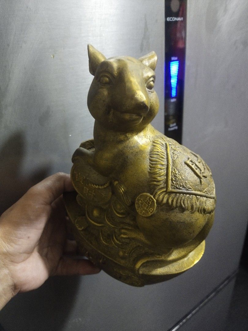 Brass lucky rat statue display, Hobbies & Toys, Memorabilia & Collectibles, Vintage Collectibles ...