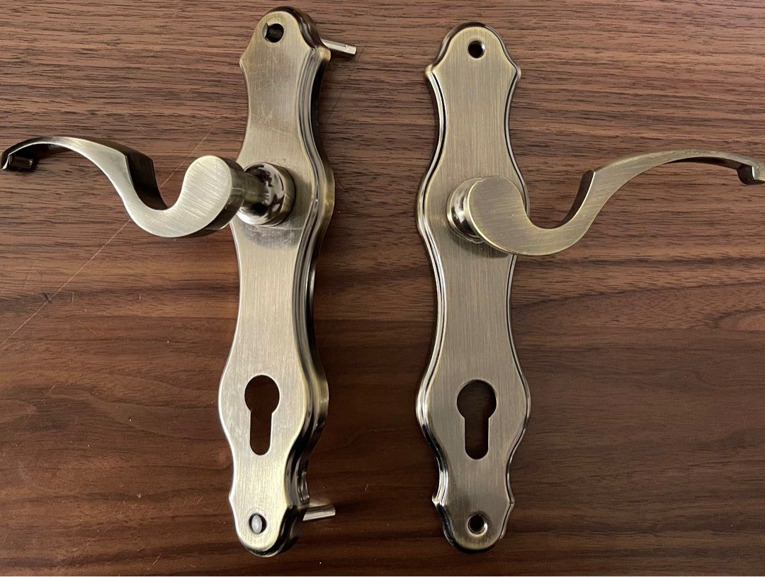 BTO Main gate handles (1 set), Furniture & Home Living, Security ...