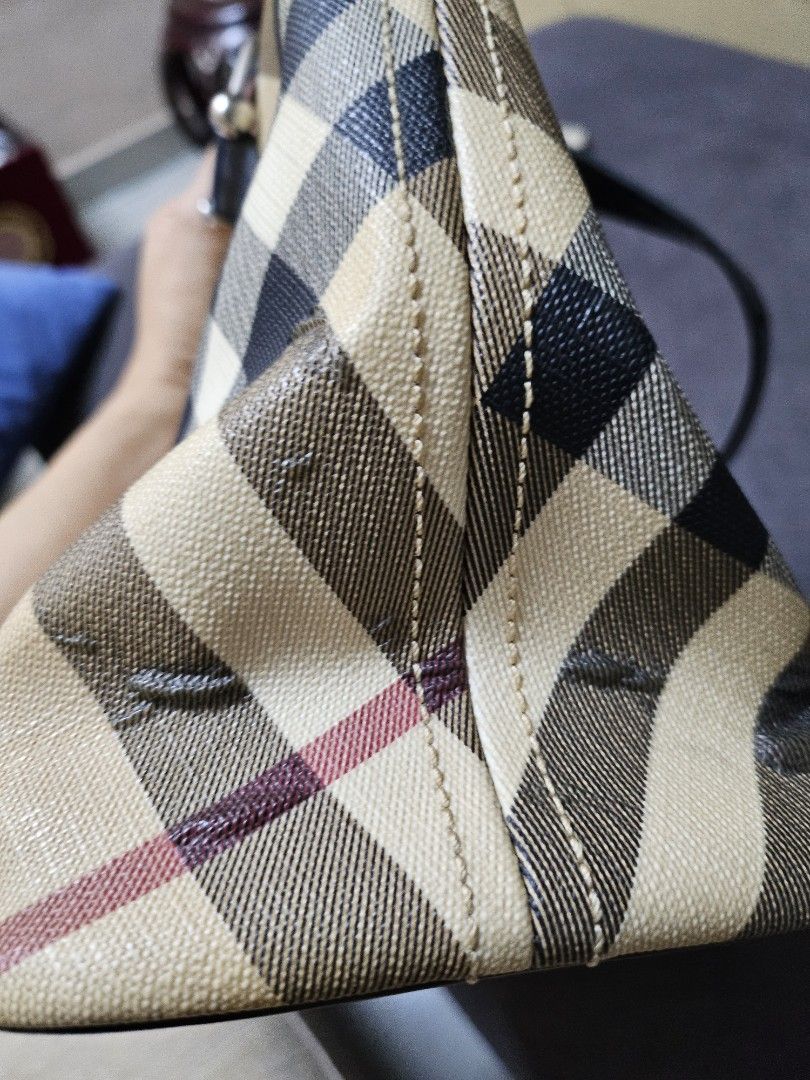Authentic Burberry Nova Check Tote, Luxury, Bags & Wallets on Carousell