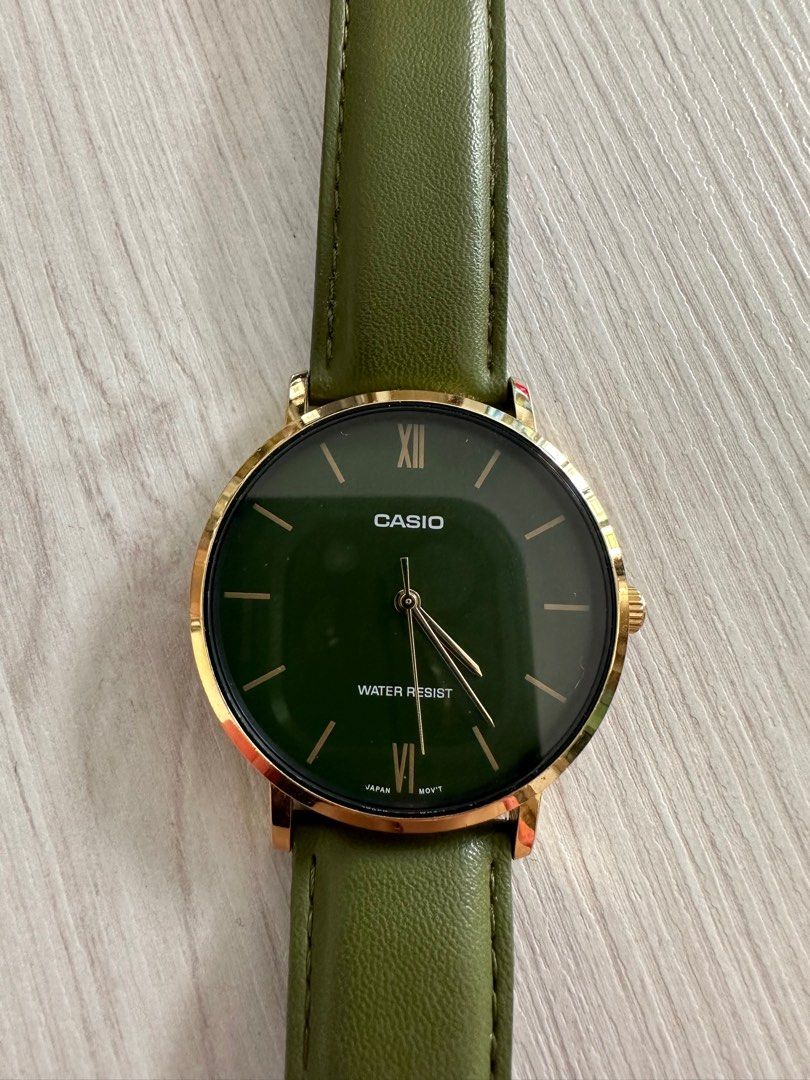 Casio MTP-VT01, 名牌, 手錶 - Carousell