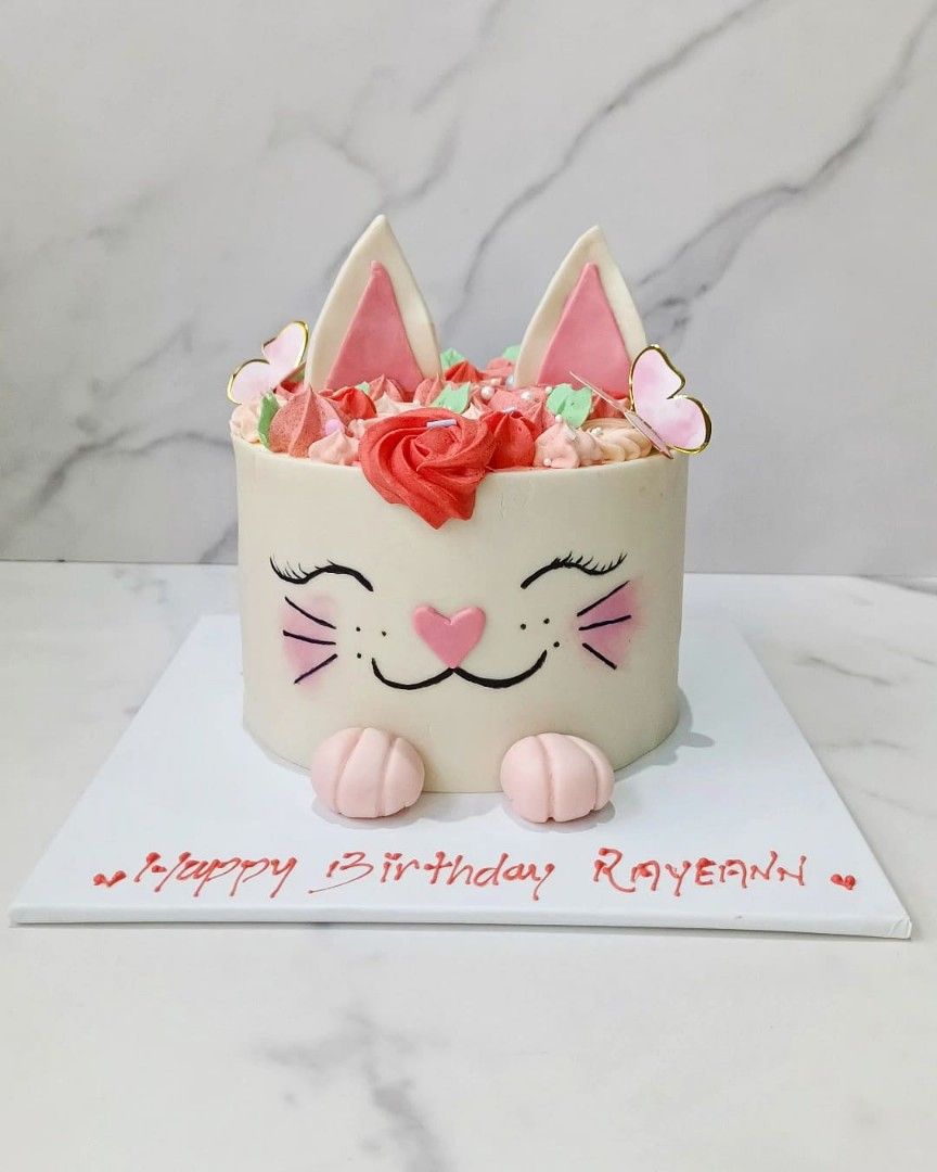 Cat theme cake, Food & Drinks, Homemade Bakes on Carousell