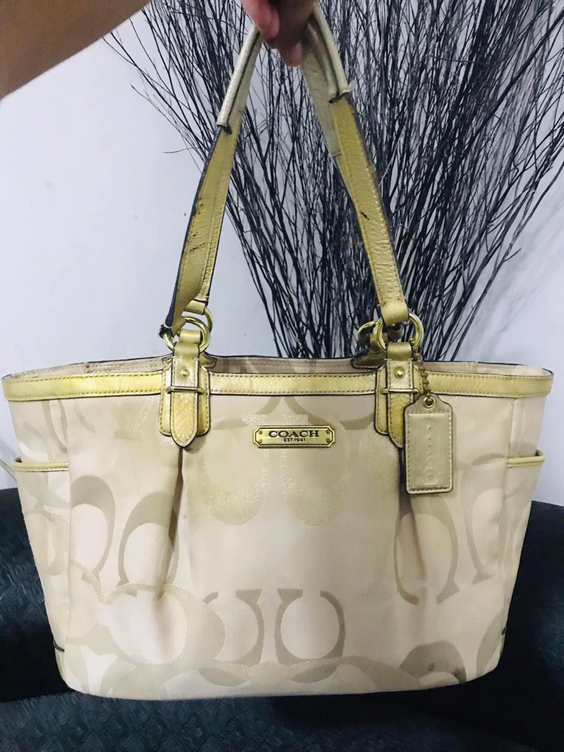 COACH ORIGINAL (JAPAN), Luxury, Bags & Wallets on Carousell