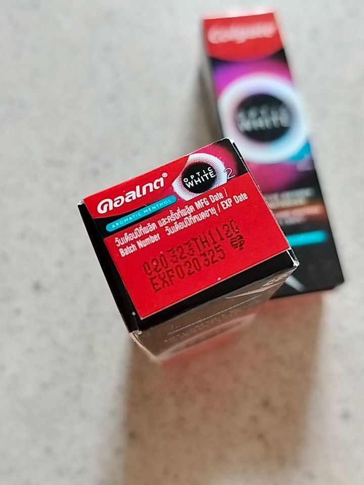 Colgate Optic White O2 Whitening Toothpaste 20g - Aromatic Menthol ...