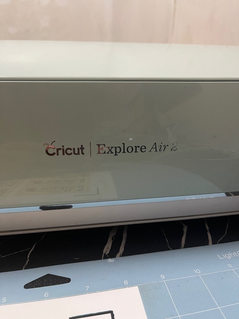 Cricut Explore Air 2 (Mint) with free cutting mats, Hobbies & Toys ...