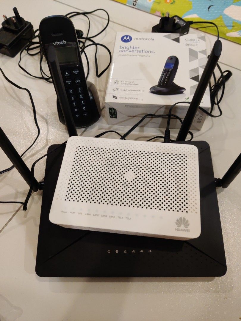 DLink Router + Huawei Modem + 2 portable wired phones, Computers & Tech ...