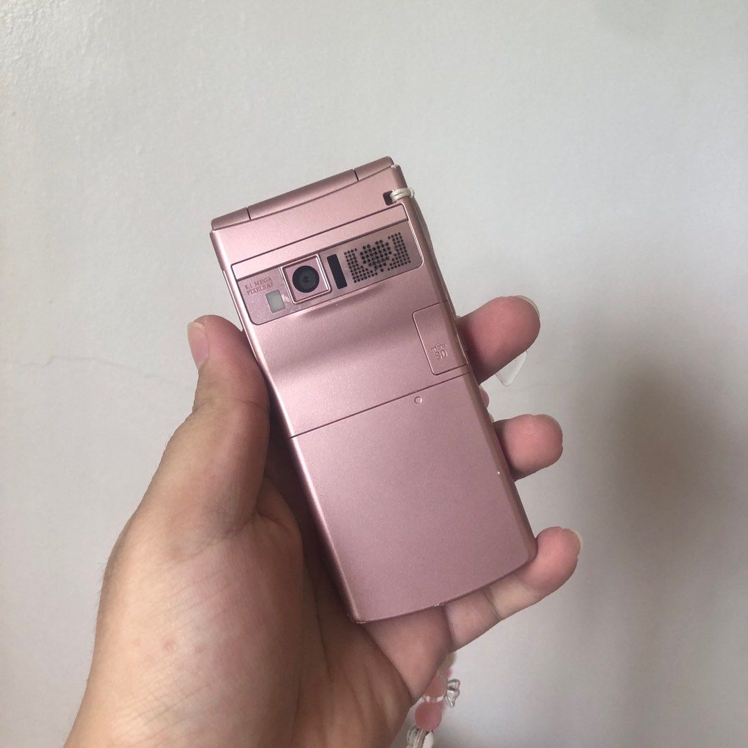 docomo flip phone, Mobile Phones & Gadgets, Mobile Phones, Early ...