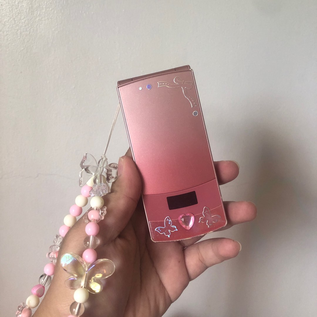 docomo flip phone, Mobile Phones & Gadgets, Mobile Phones, Early ...