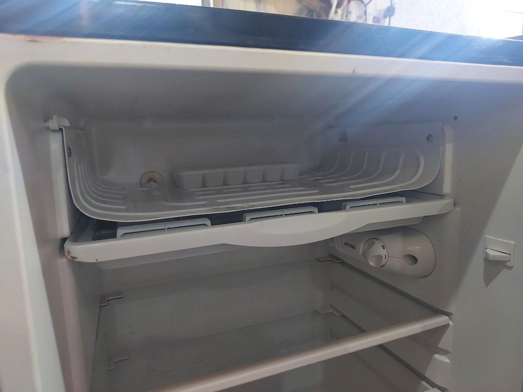 EZY Personal Refrigerator, TV & Home Appliances, Kitchen Appliances ...