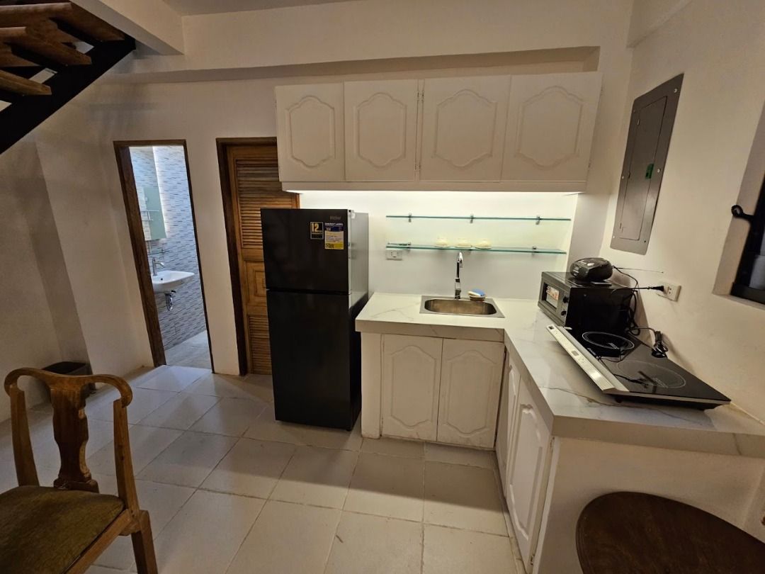 For Rent Inside Gated Compound Townhouse in New Manila, Quezon City ...