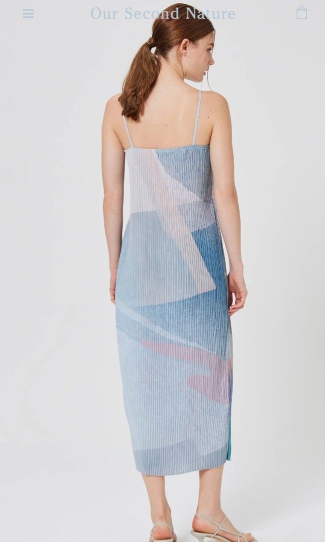 Frame Pleated Column Dress in Frame Blue, Women's Fashion, Dresses ...
