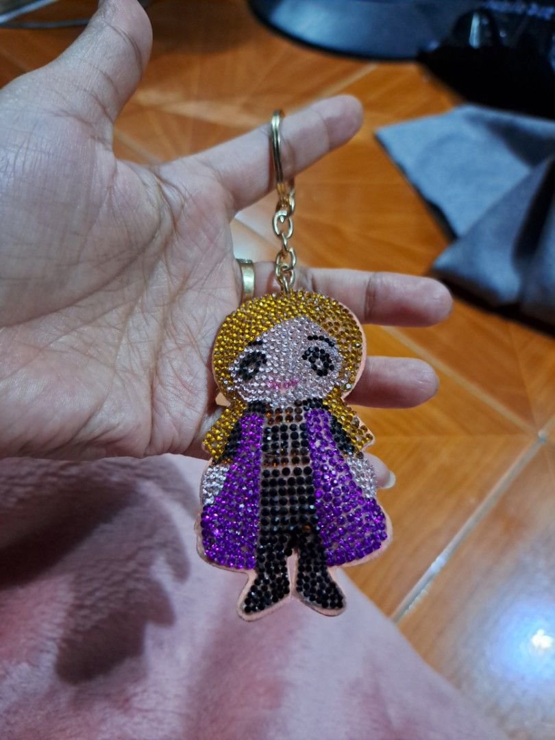 Frozen Anna Keychain, Hobbies & Toys, Toys & Games on Carousell