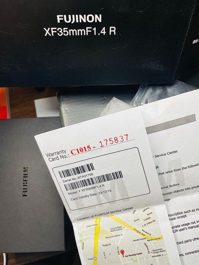 Fuji X-T100 35mm F1.4R | 45mm F3.5-5.6, Photography, Cameras on Carousell