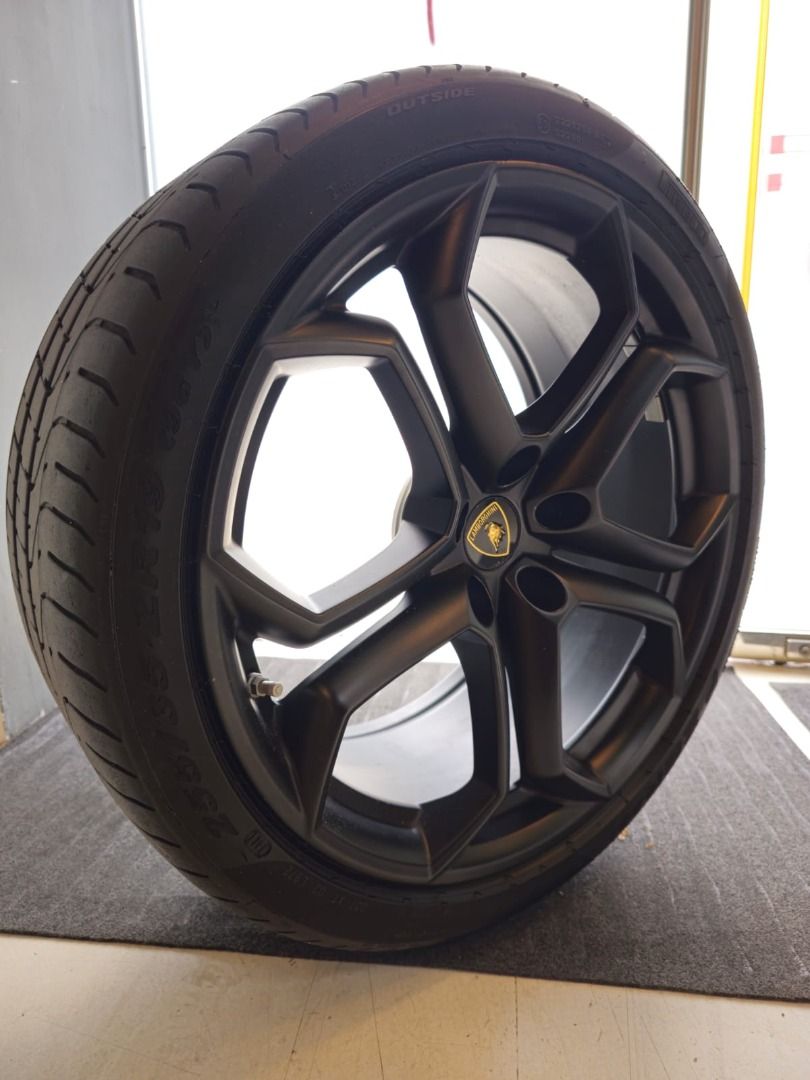 Genuine Lamborghini Aventador Front - 19" / Rear - 20" Wheel Rim, Car ...
