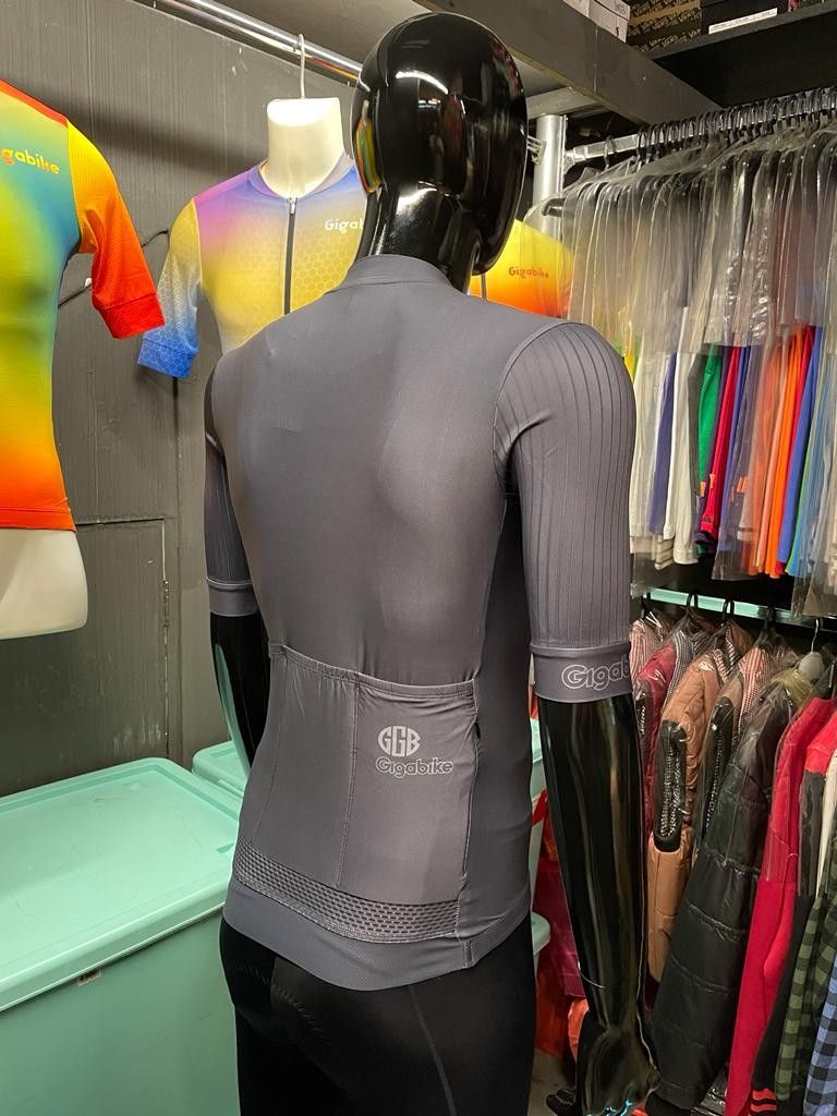 GIGABIKE Cycling Jersey, Men's Fashion, Activewear on Carousell
