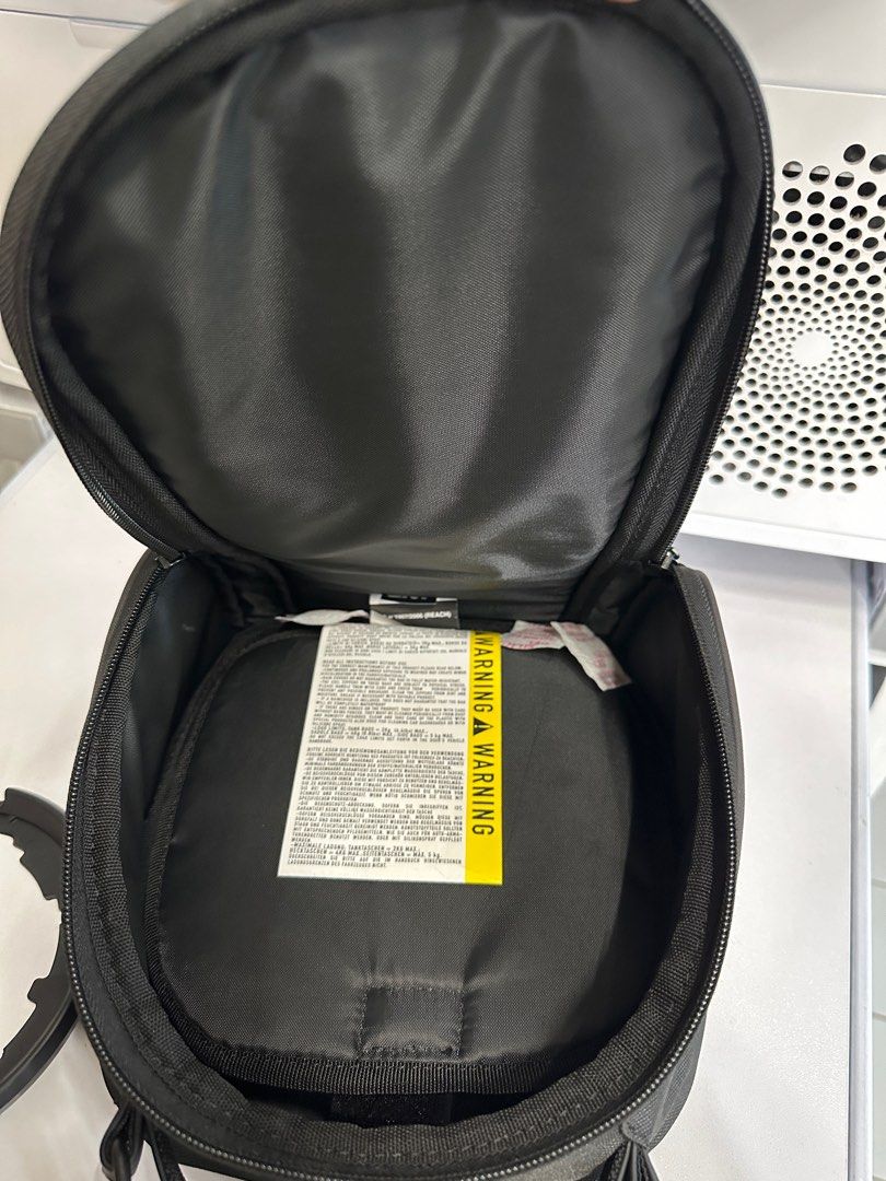 Givi Tank Bag 5L with Quick Release Tank Lock, Motorcycles, Motorcycle ...