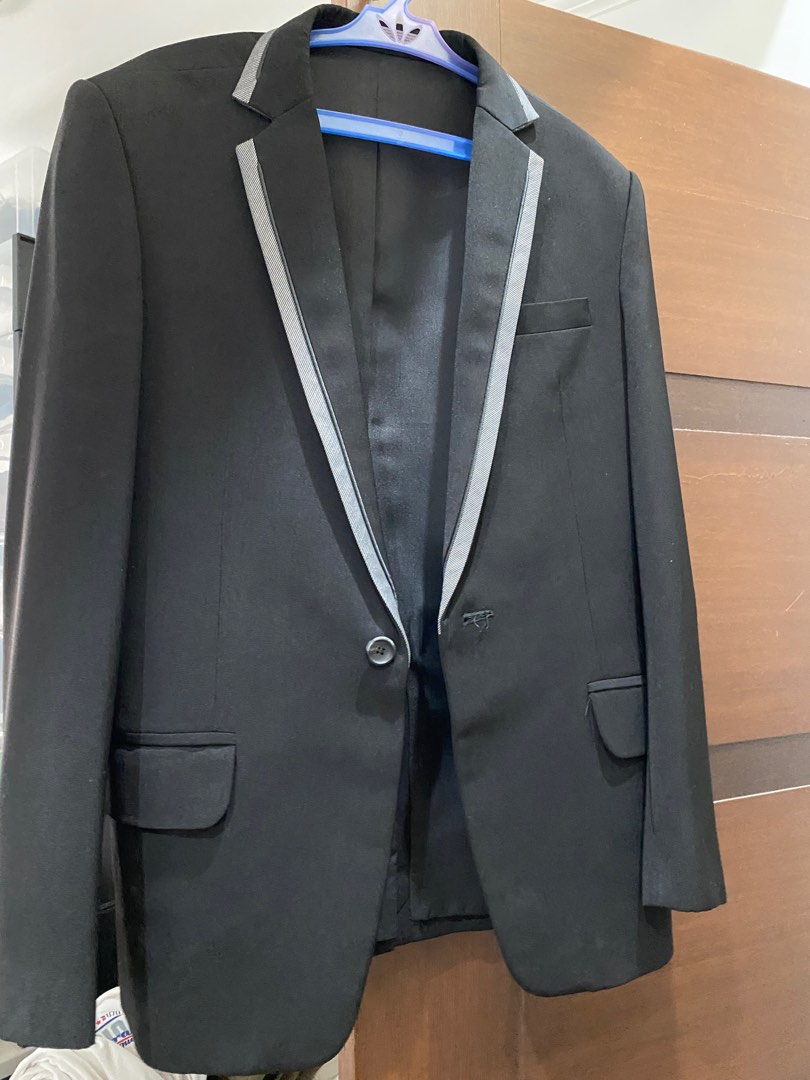 GQ Suit Jacket (Black), Men's Fashion, Coats, Jackets and Outerwear on ...