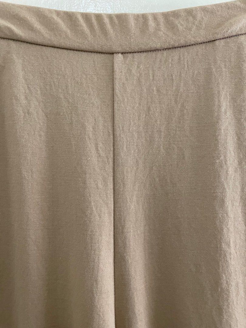 Gu brown wide leg drape ankle pants, Women's Fashion, Bottoms, Other Bottoms on Carousell