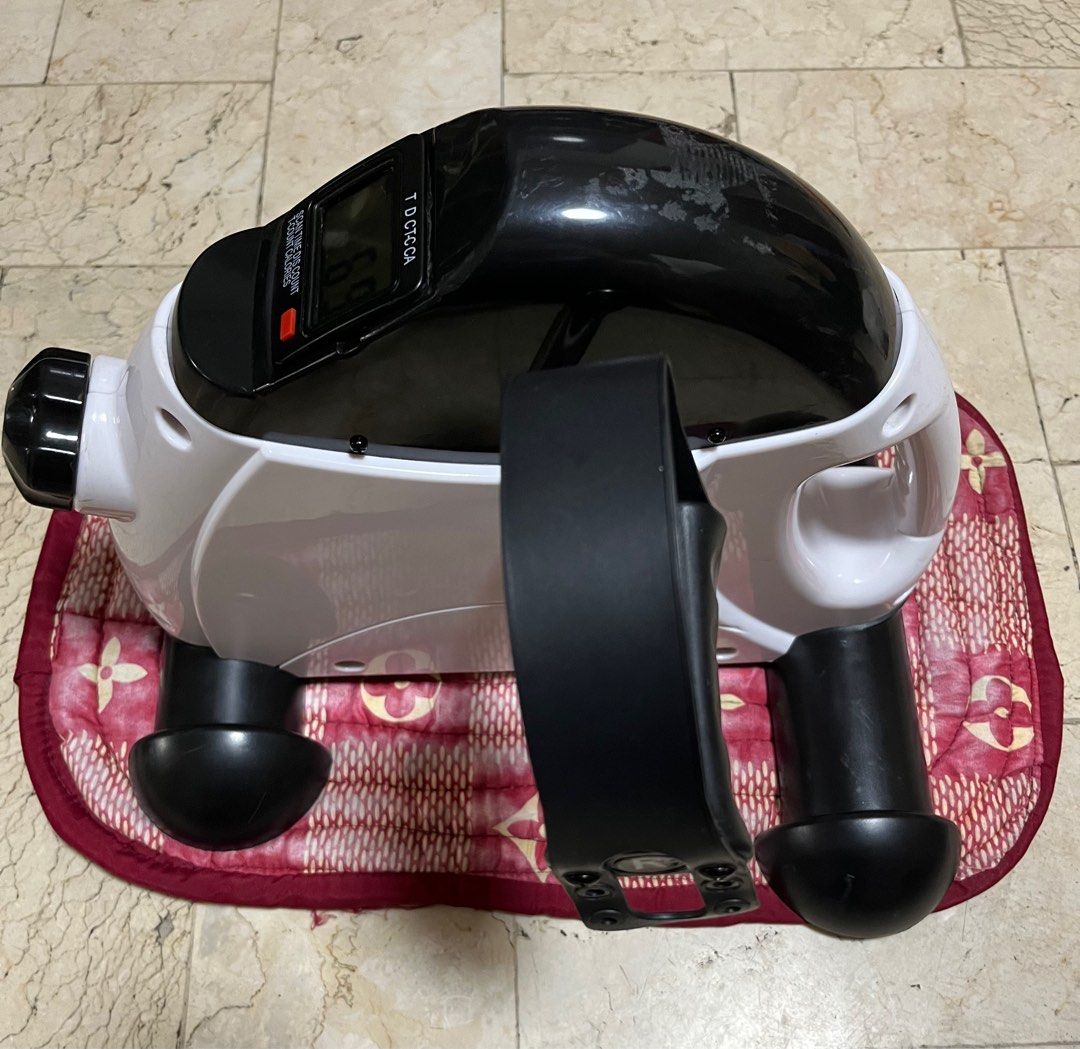 Hand and Foot Pedal Exerciser with LCD, Sports Equipment, Exercise ...