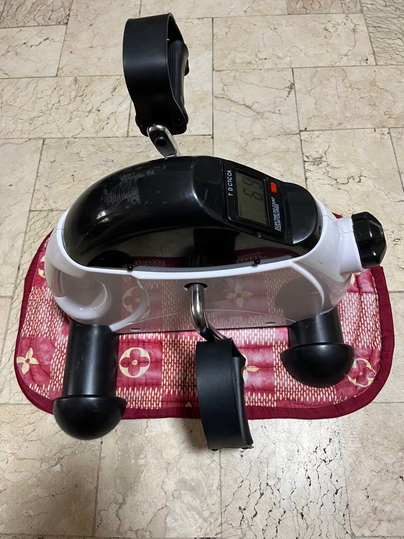 Hand and Foot Pedal Exerciser with LCD, Sports Equipment, Exercise ...