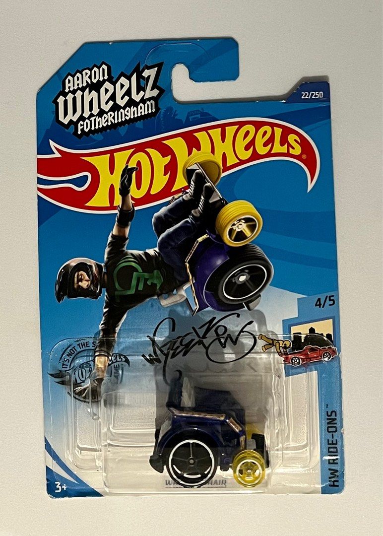 Hot Wheels Aaron Wheelz set of 5, 興趣及遊戲, 玩具 & 遊戲類 - Carousell