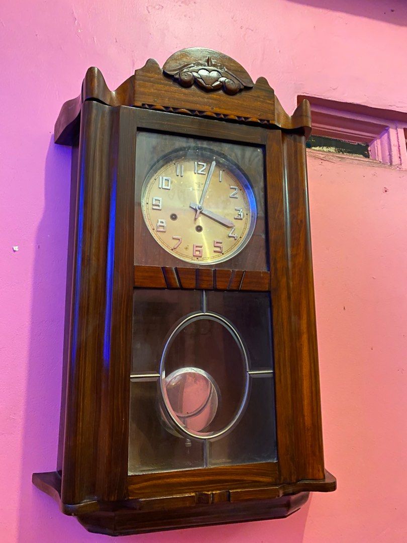 Jam Antik mauthe, Antik, Pajangan di Carousell