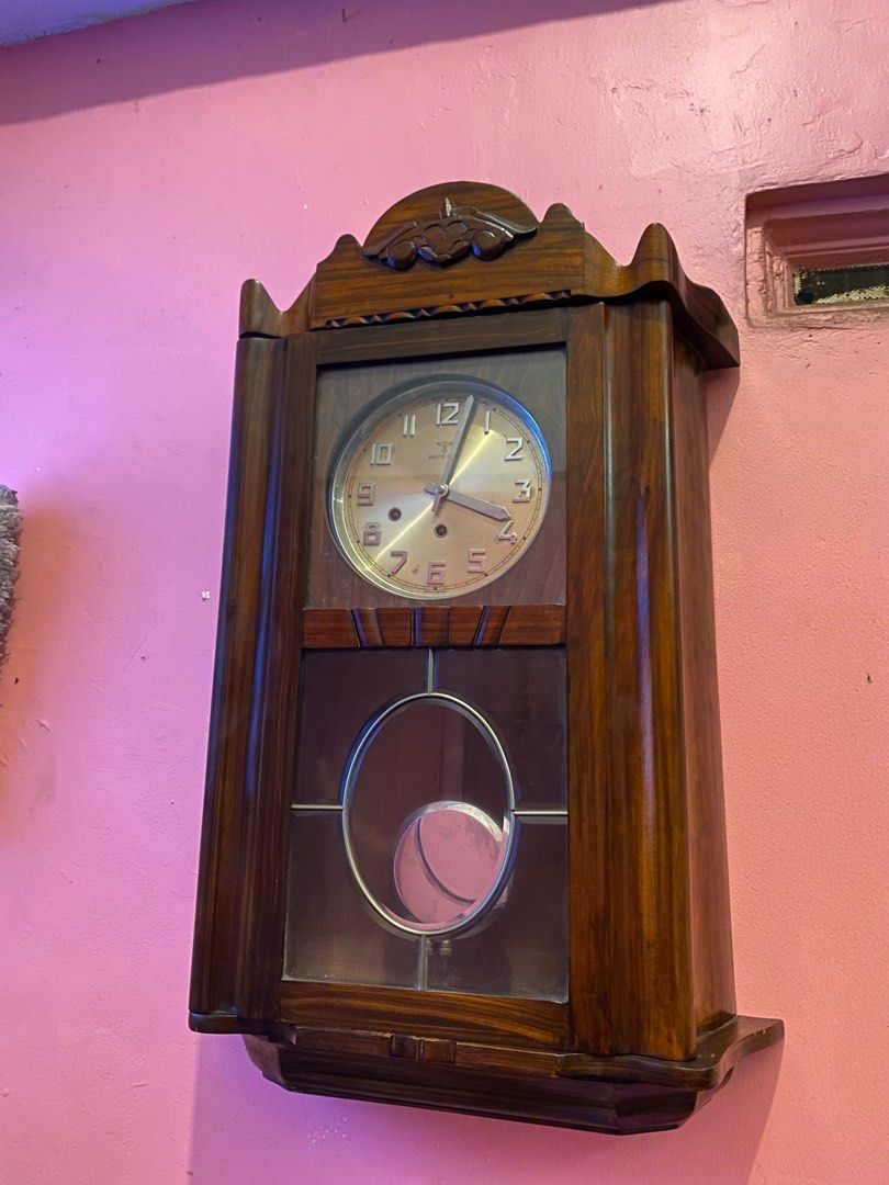 Jam Antik mauthe, Antik, Pajangan di Carousell