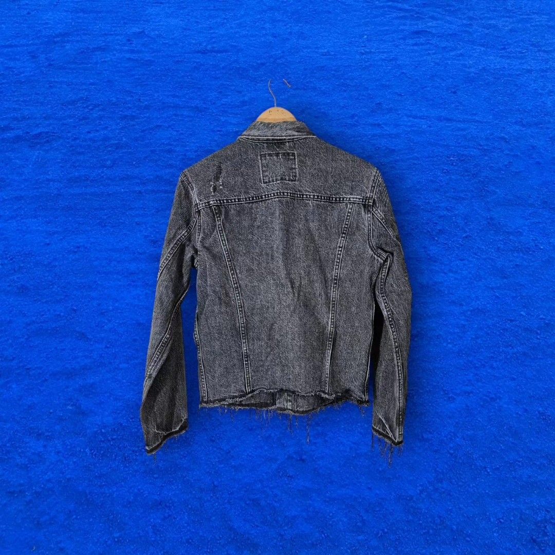 Levis altered denim trucker jacket, Men's Fashion, Coats, Jackets and ...