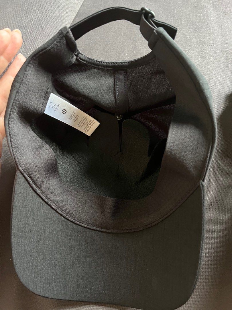 Lululemon cap black, Women's Fashion, Activewear on Carousell