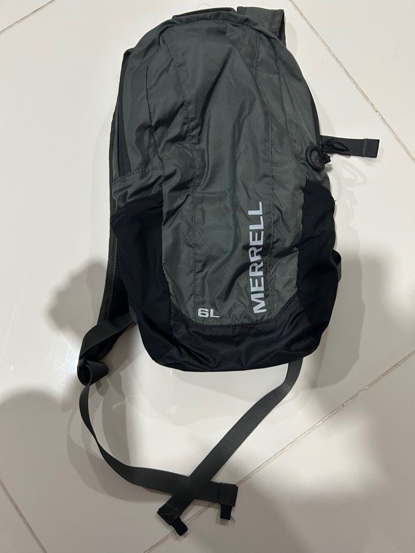 Merrell hydration back pack 6L, Sports Equipment, Hiking & Camping on ...