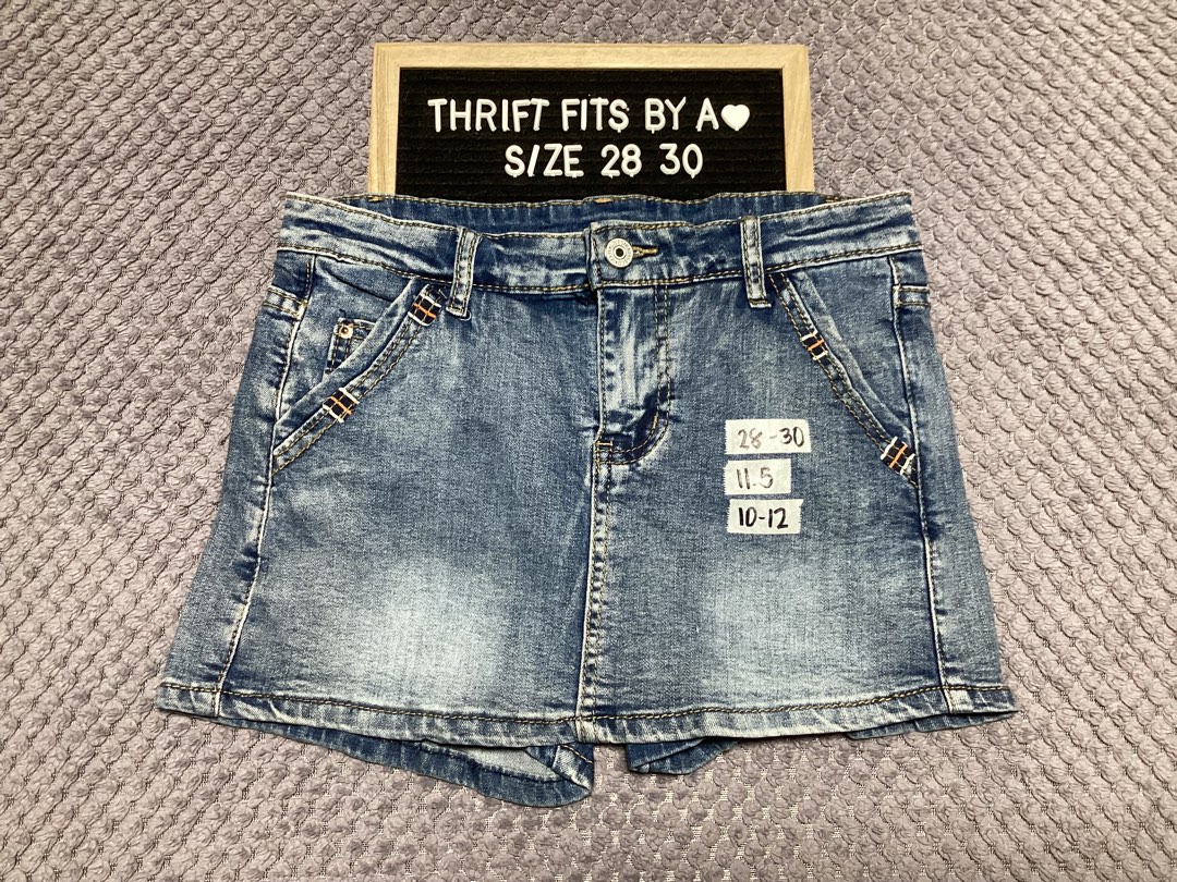 Mini skort/palda short, Women's Fashion, Bottoms, Skirts on Carousell