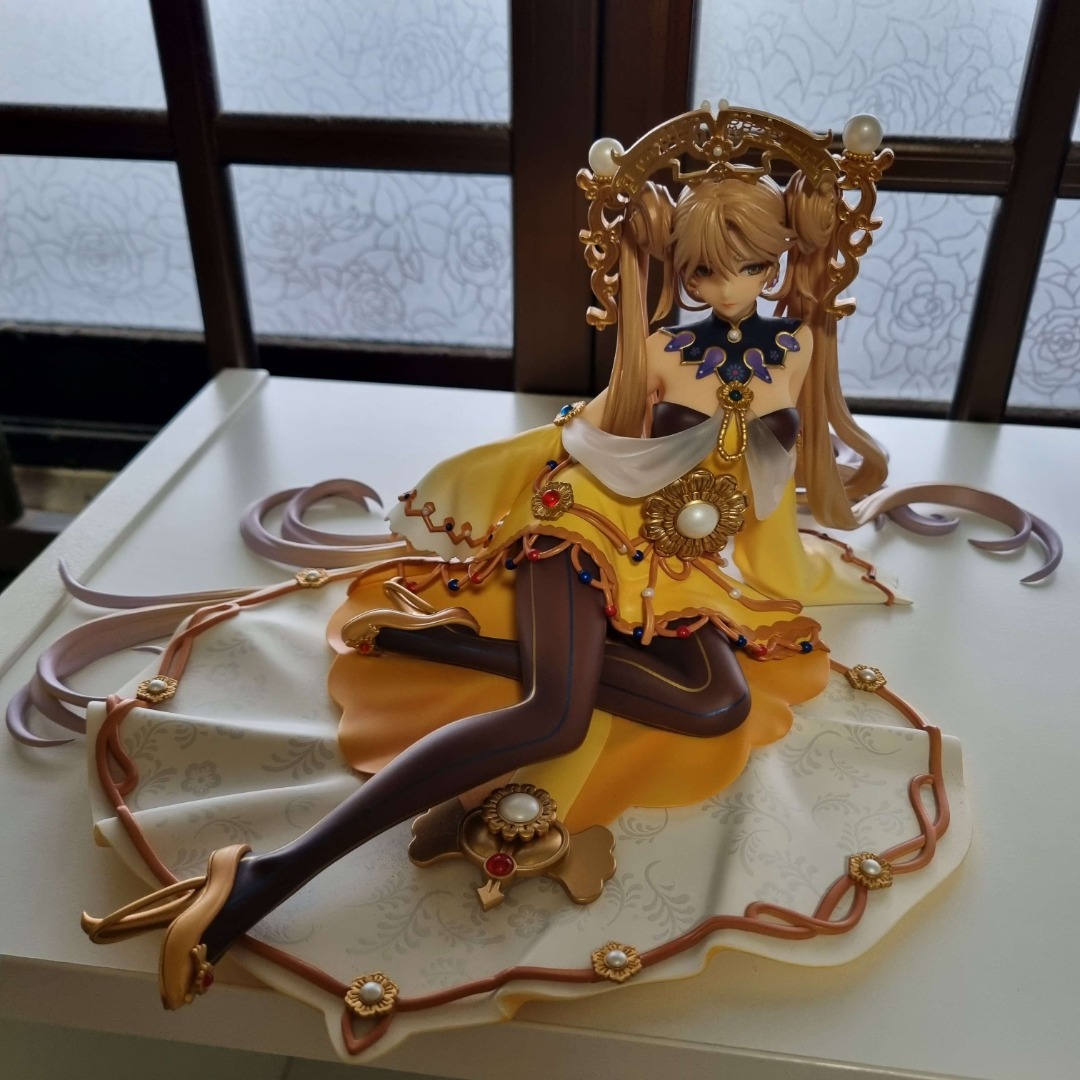 National Treasure Cup of Eternal Solid Gold 1/7 Complete Figure ...