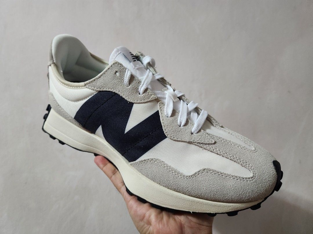 NEW BALANCE 327, Men's Fashion, Footwear, Sneakers on Carousell