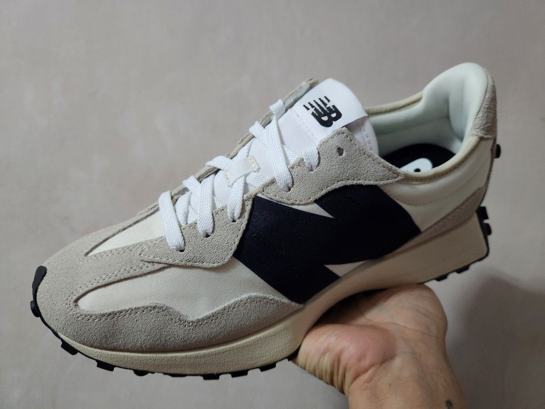 NEW BALANCE 327, Men's Fashion, Footwear, Sneakers on Carousell