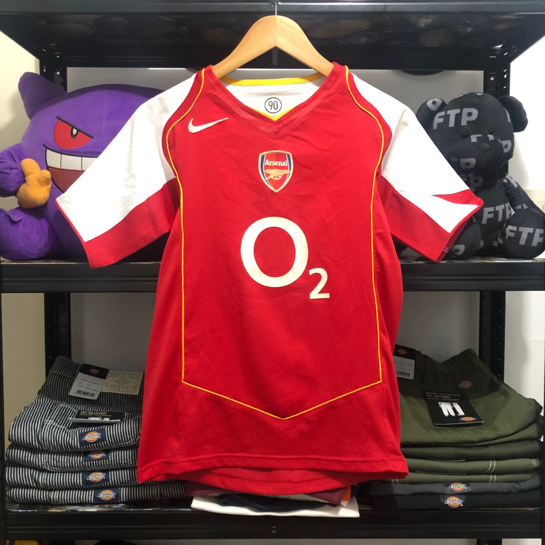 Nike Arsenal O2, Men's Fashion, Tops & Sets, Tshirts & Polo Shirts on ...