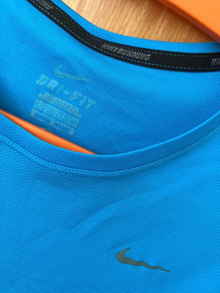 Nike Dri Fit blue running tshirt, Women's Fashion, Activewear on Carousell