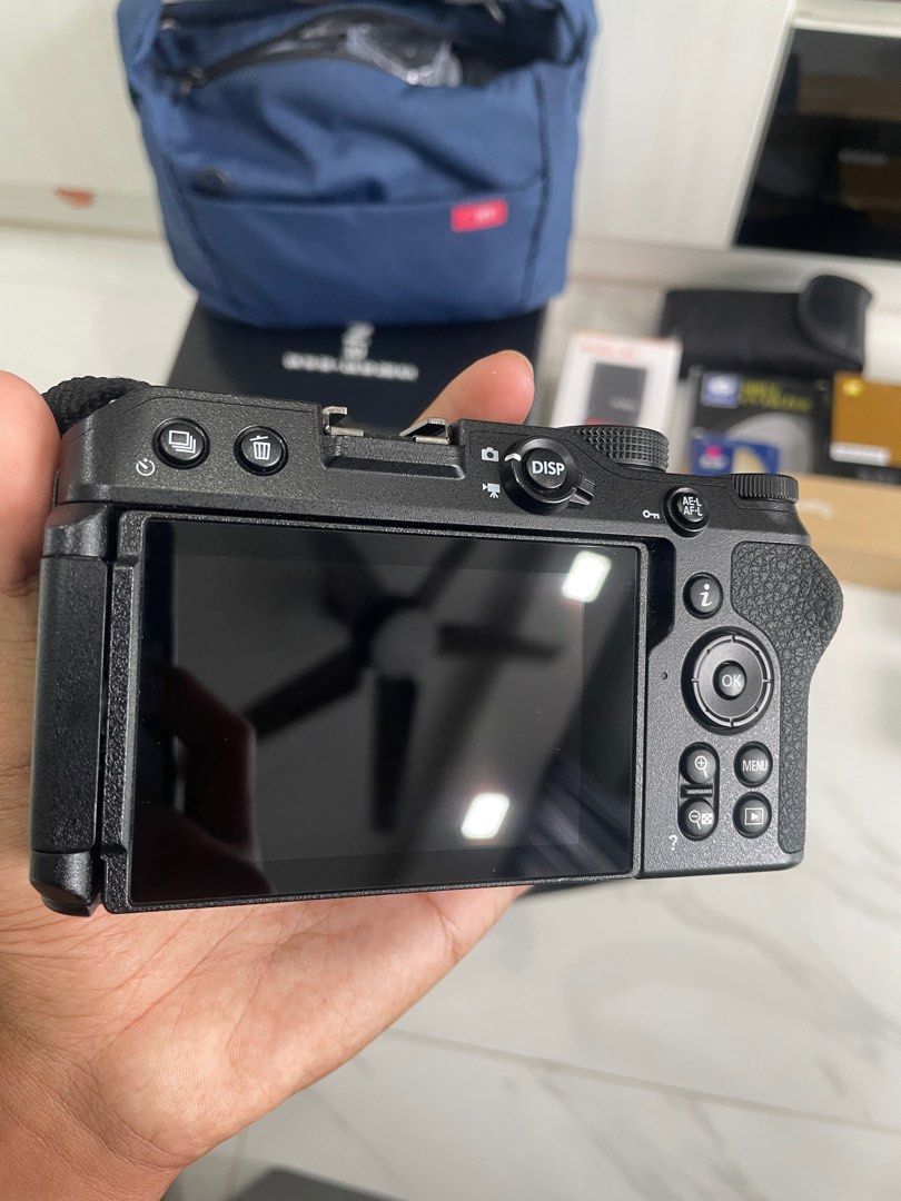 Nikon Z30 w/ kit lens and flash + Free Accessories , Photography ...