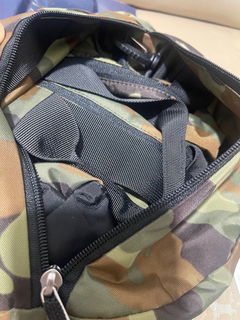 Original Gap Duffle Bag with paper bag, Men's Fashion, Bags, Sling Bags ...