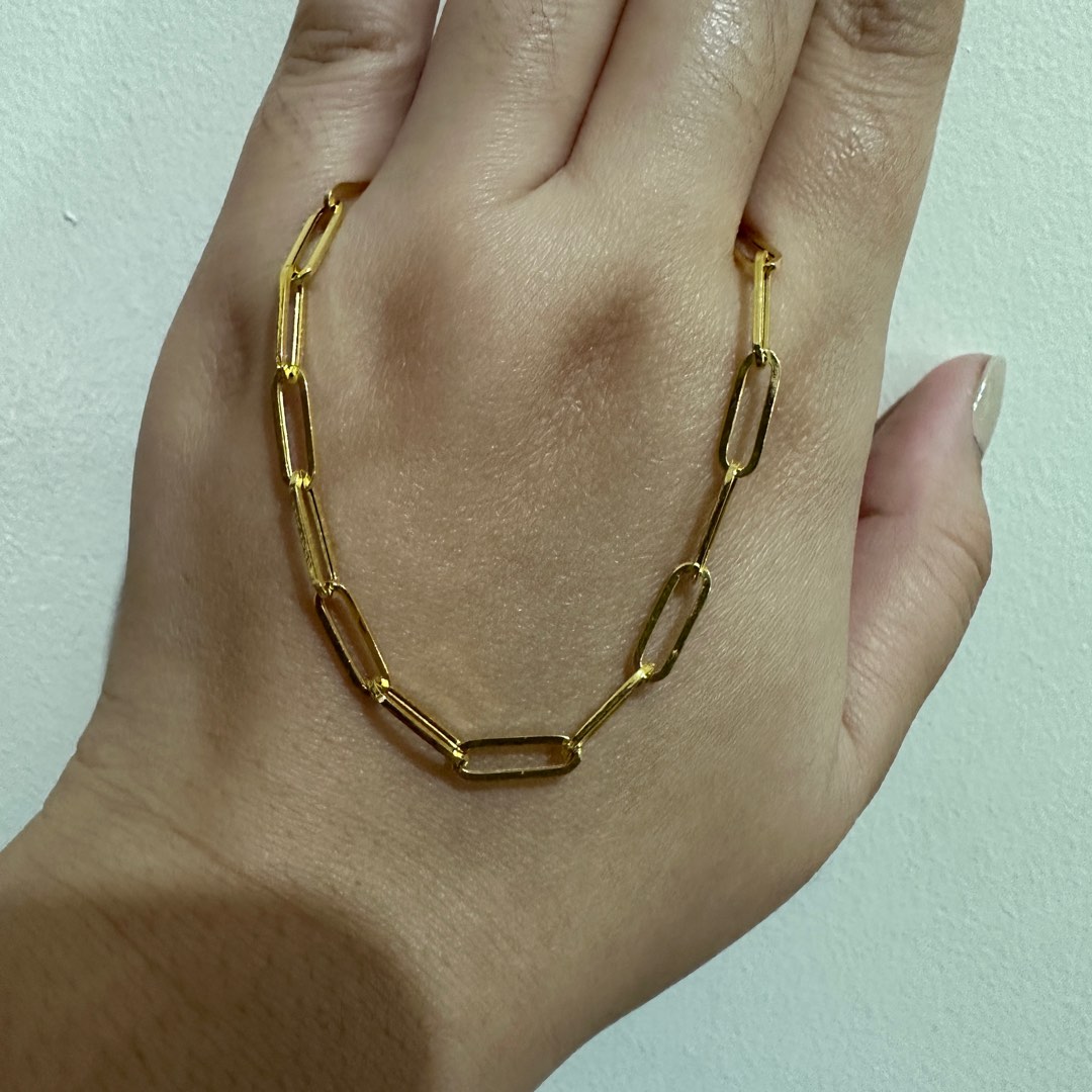 Paperclip Bracelet, Women's Fashion, Jewelry & Organizers, Bracelets on ...