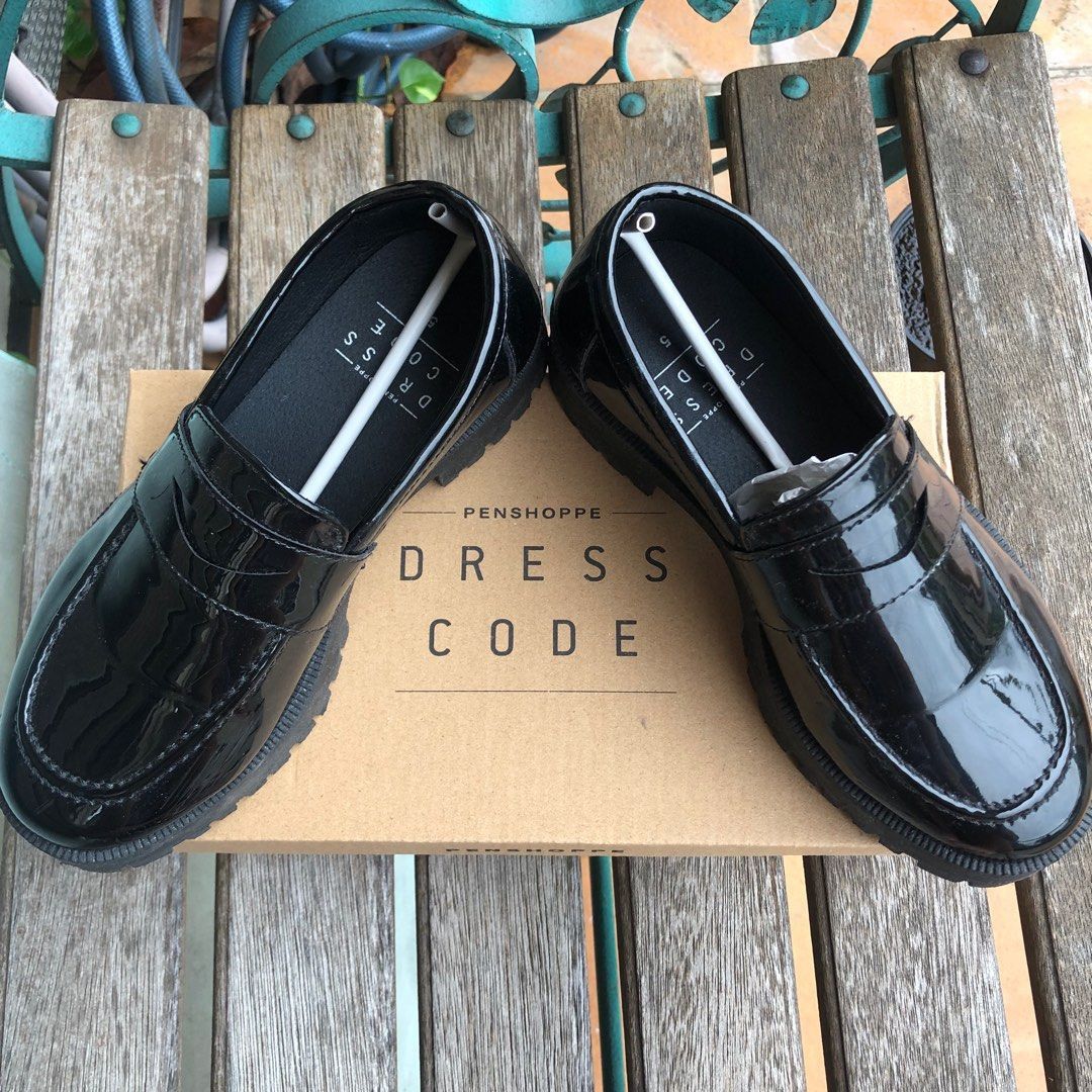 Penshoppe Shiny Black Loafers, Women's Fashion, Footwear, Loafers on ...