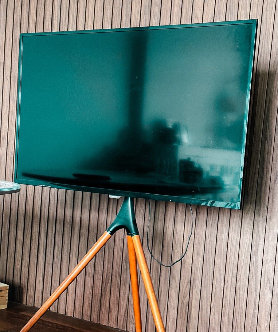 Prism Stand with Philips TV, TV & Home Appliances, TV & Entertainment ...