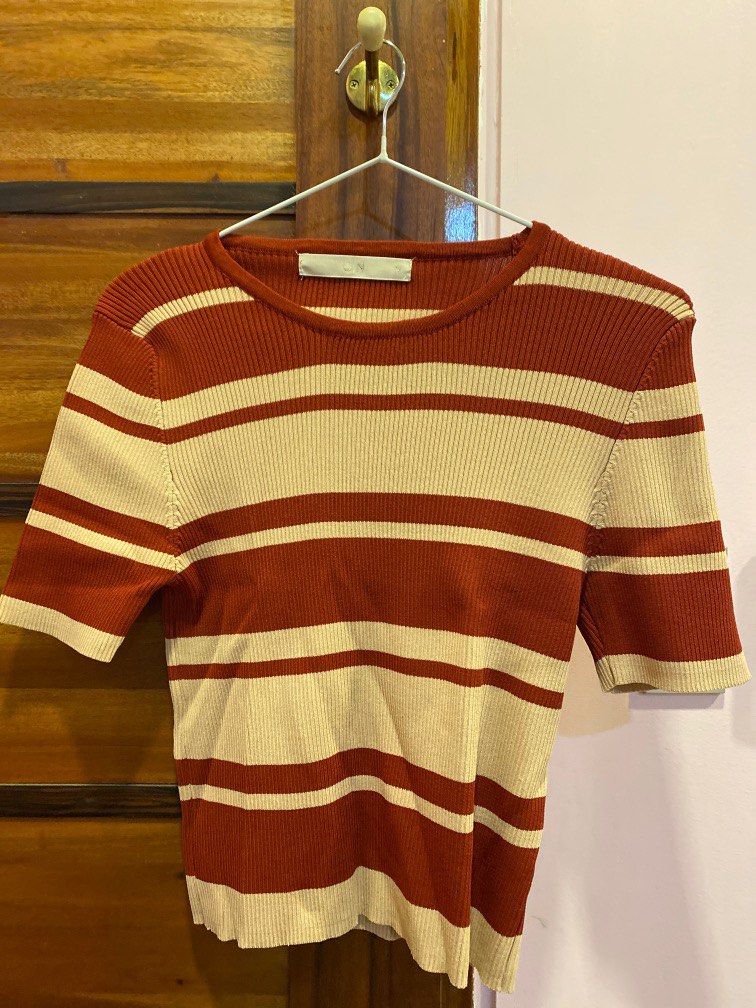 Red CLN Top, Women's Fashion, Tops, Blouses on Carousell