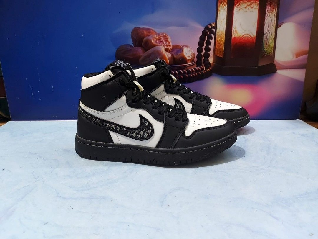Sepatu Nike AIR JORDAN 1 RETRO HIGH OG 872087-001 Size 40, Fesyen Pria ...