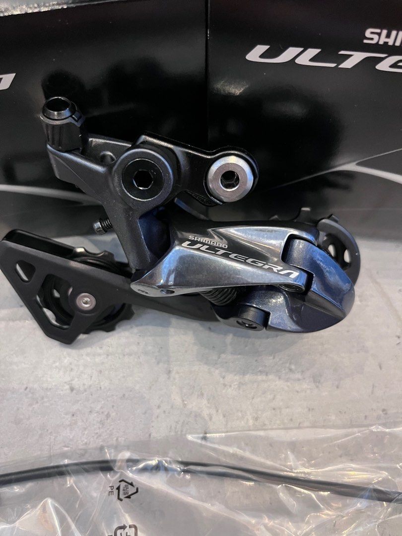 Shimano Ultegra R8000 11 speed Rear Derailleur, Sports Equipment ...