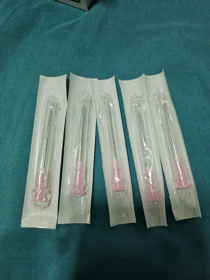 Single use sterile needle gauge 18 simplex, Health & Nutrition, Medical ...