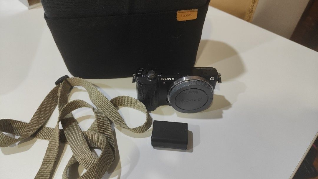 Sony A5000 (body only) camera, Photography, Cameras on Carousell