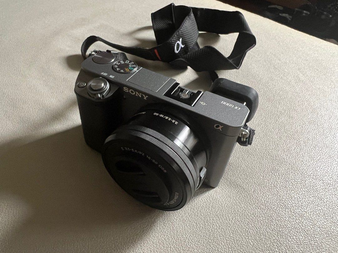 Sony mirrorless camera A6000 (on hold), Photography, Cameras on Carousell