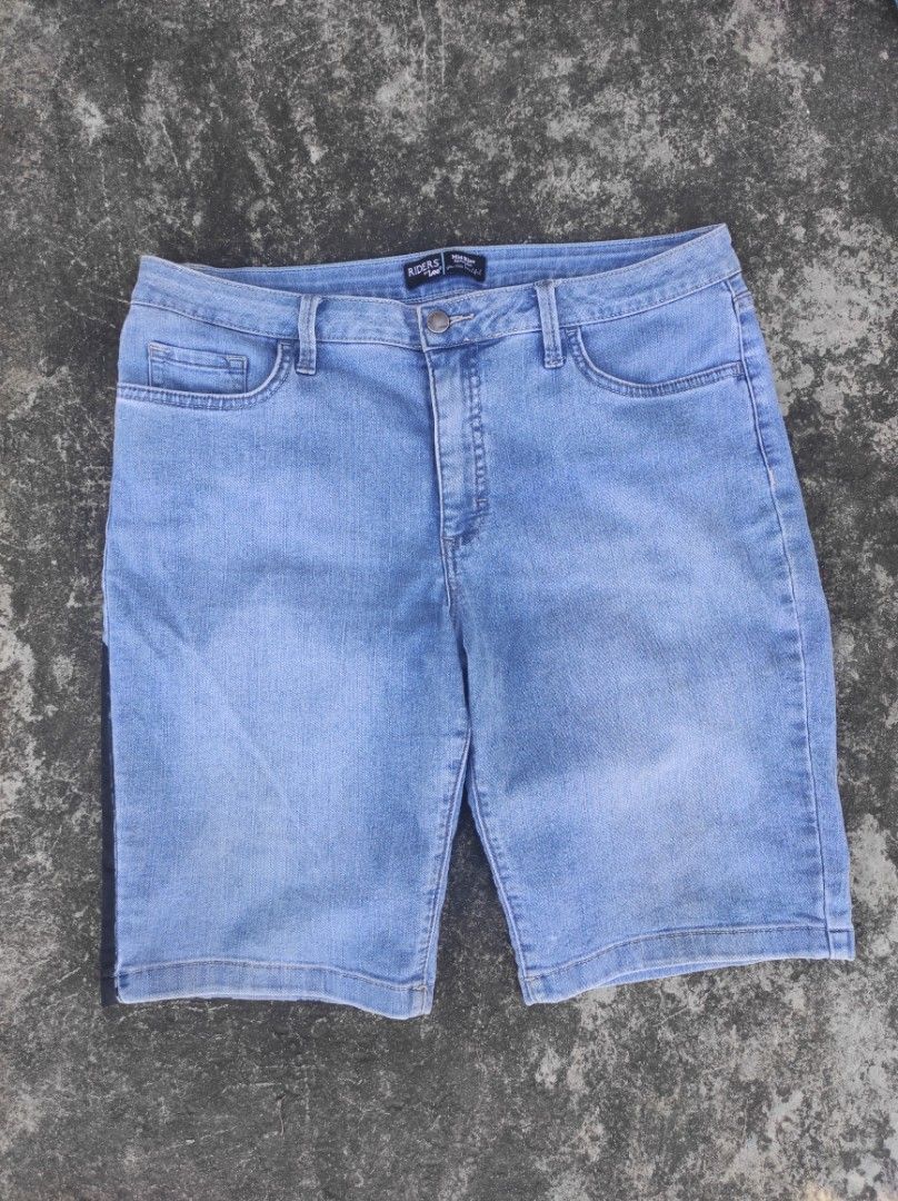 STUSSY CUSTOMIZED JORTS 8 BALL, Men's Fashion, Activewear on Carousell