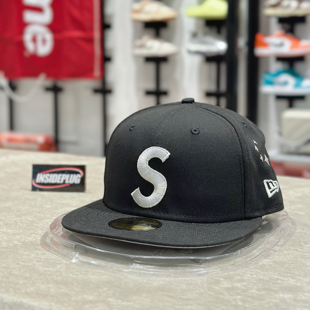 Supreme New Era Characters S Logo Baseball Hat Black, Men's Fashion ...