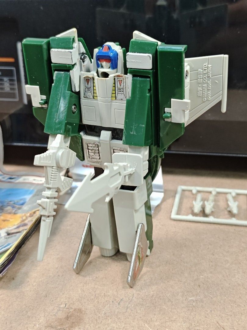 Takara Diaclone Triple Changer Blitzwing, Hobbies & Toys, Toys & Games ...